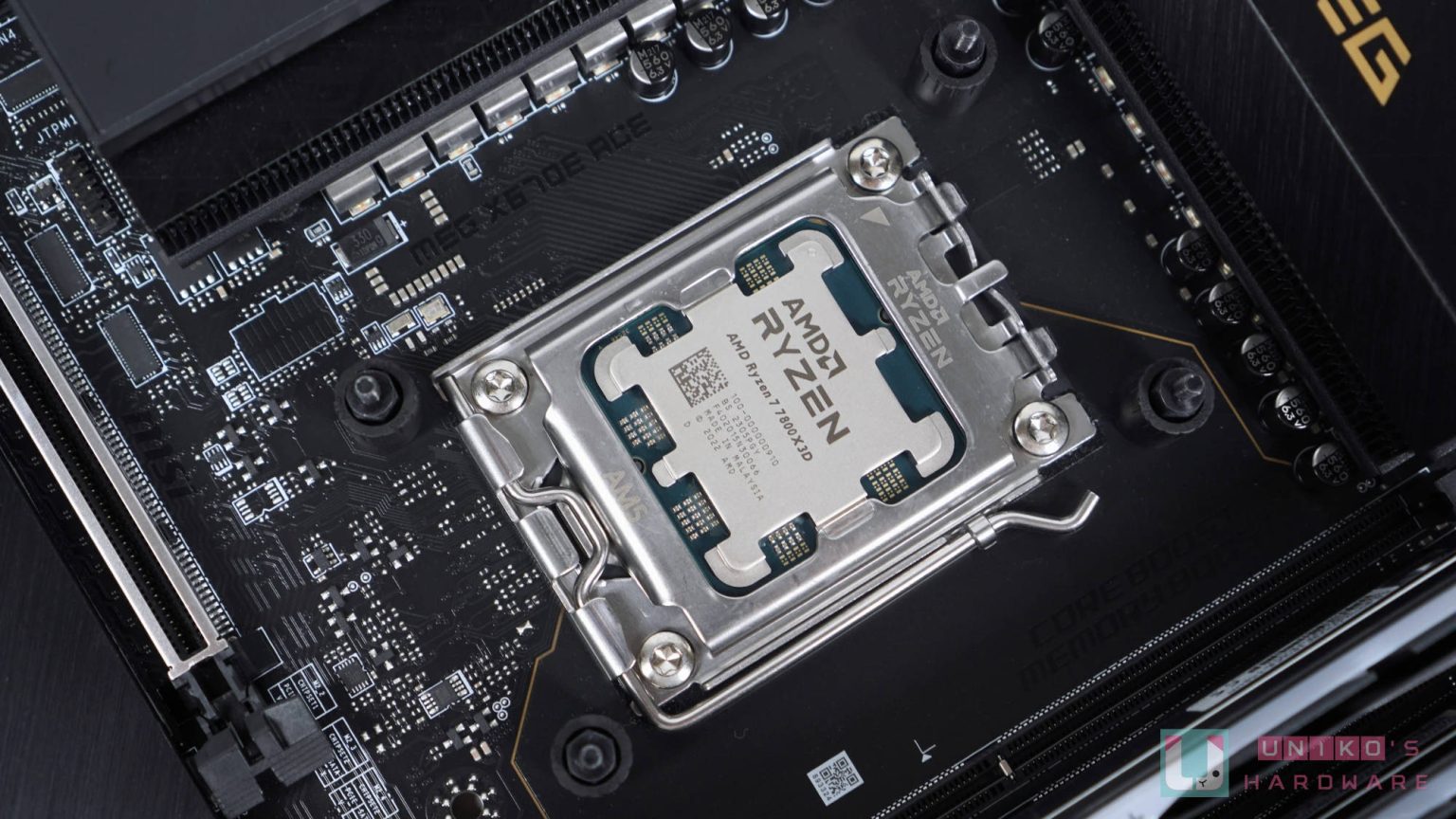AMD RYZEN 7 7800X3D 也使用新 SUBSTRATE 了 | UNIKO's Hardware