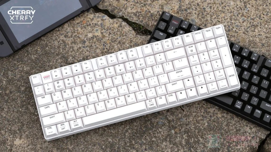 IP54 防潑水 x 平價無線三模！CHERRY XTRFY K37 RGB 電競鍵盤開箱 | UNIKO's Hardware